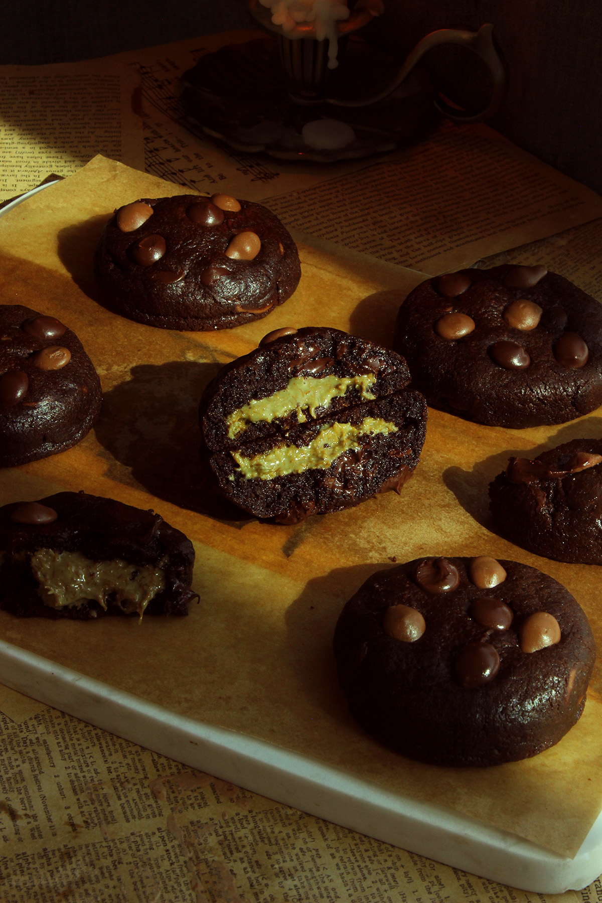 Chocolate Pistachio Kunafa Cookies | Dubai Viral Chocolate Cookies ...